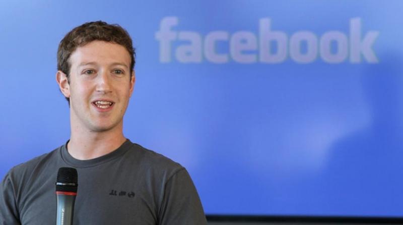 Ο Mark Zuckerberg ταΐζει την κόρη του και γίνεται viral (ΦΩΤΟ)