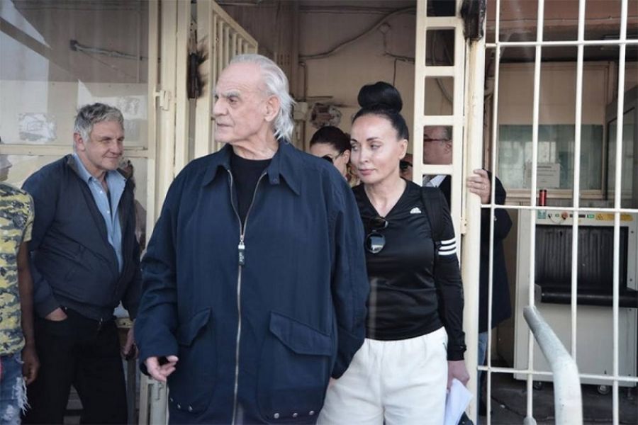Πίσω στη φυλακή ο Άκης Τσοχατζόπουλος, η Βίκυ Σταμάτη και η κόρη του ...