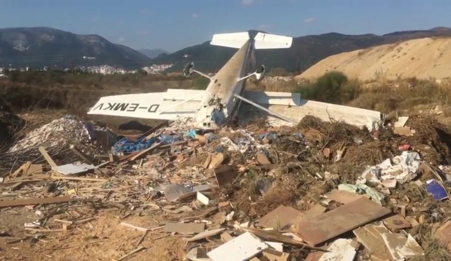 Πτώση αεροσκάφους στο αεροδρόμιο του Ζυγού Ξάνθης – Δύο τραυματίες ...