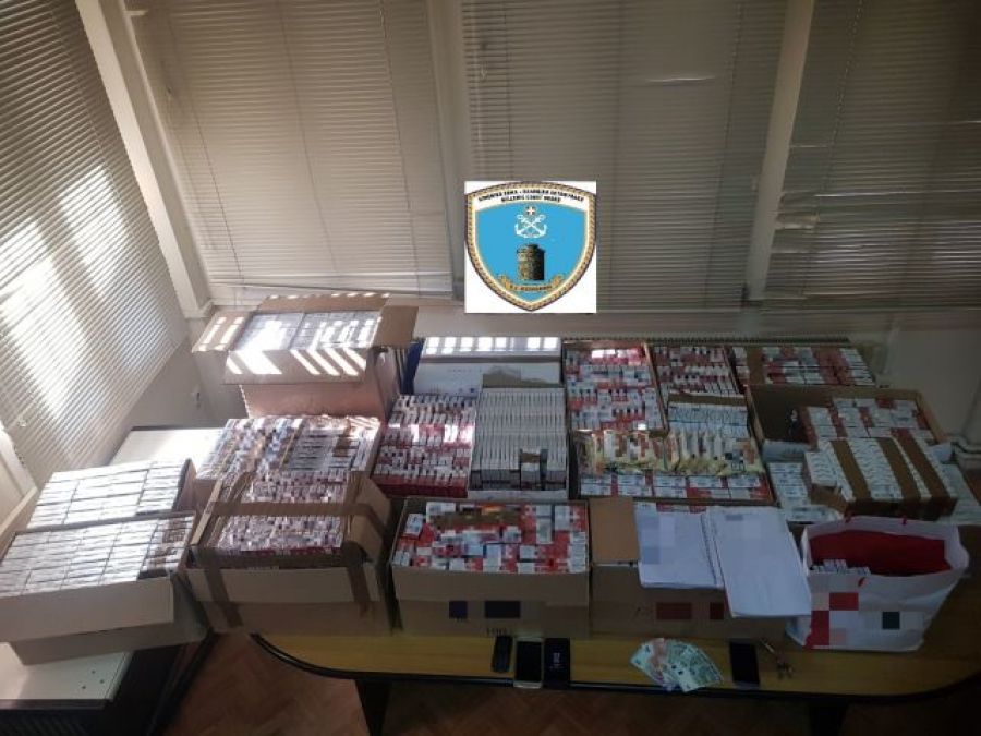 Συνελήφθησαν στη Θεσσαλονίκη με 101.980 πακέτα λαθραίων τσιγάρων