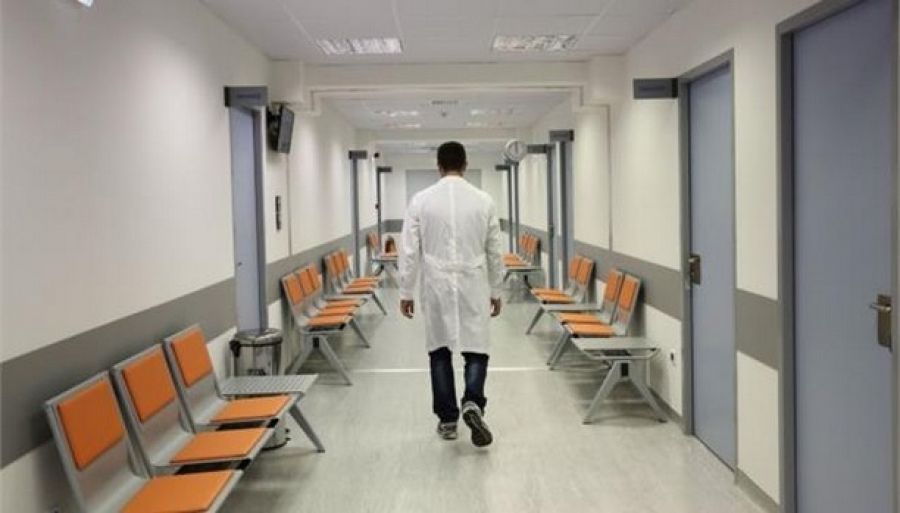 Γιατρός δέχθηκε επίθεση από Ρομά στο Νοσοκομείο της Βέροιας - "Είμαστε ...