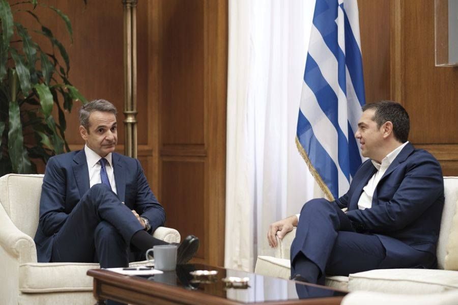 Στη δημοσιότητα τα "πόθεν έσχες" των πολιτικών αρχηγών