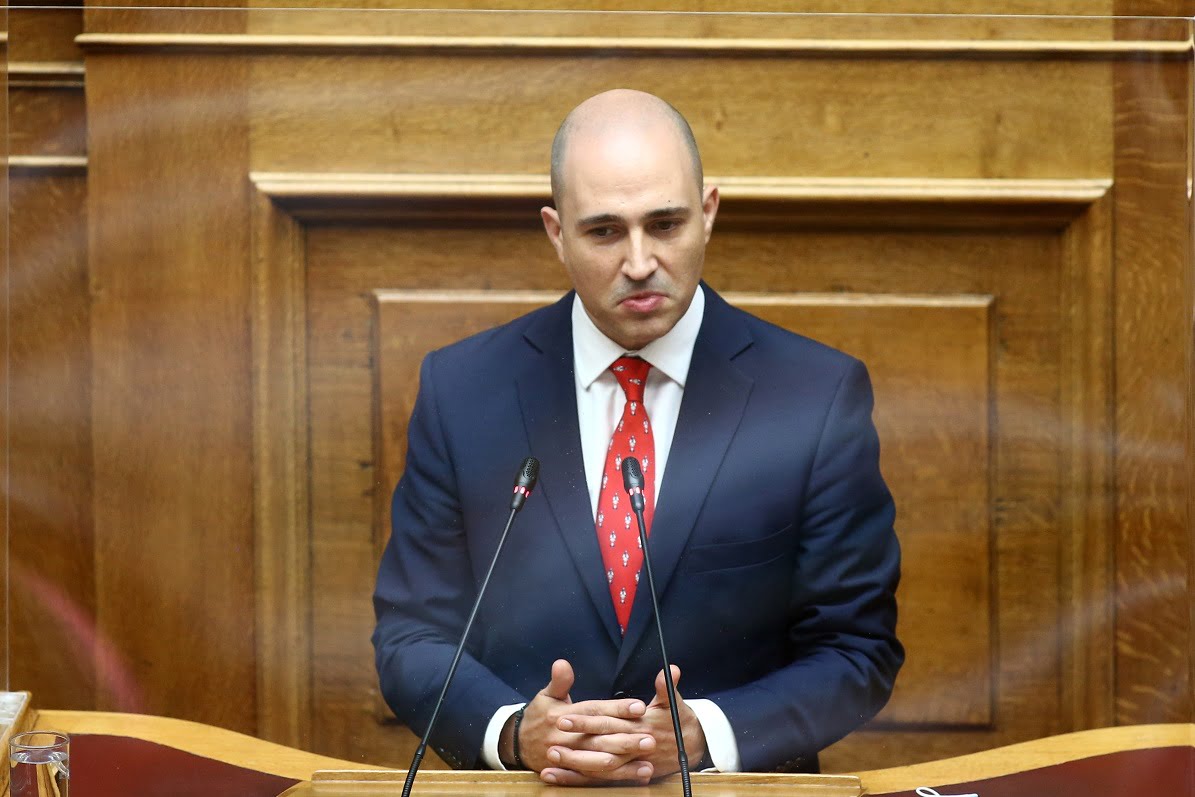 Μπογδάνος: Χρειάζεται ένα νέο κόμμα