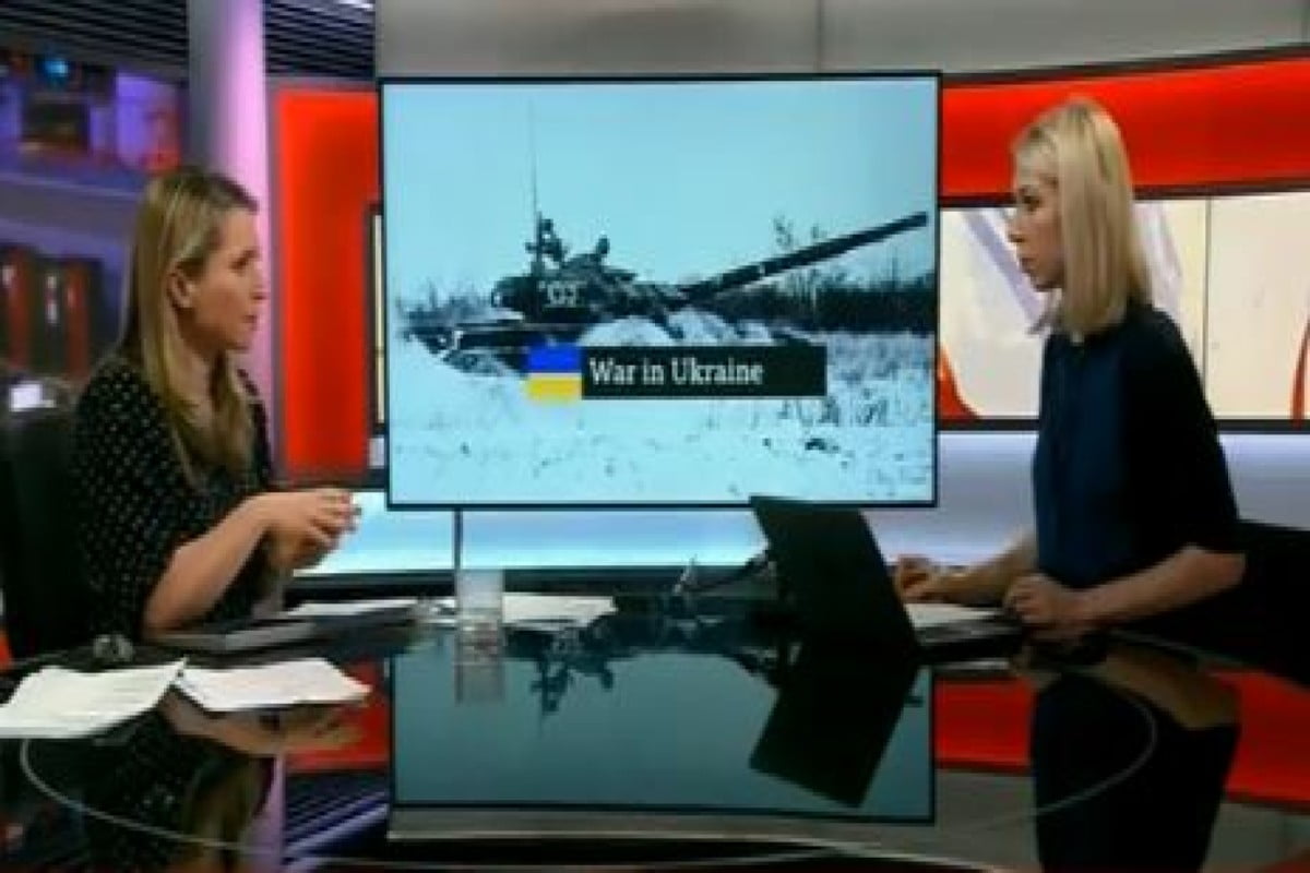 Πόλεμος στην Ουκρανία: Δημοσιογράφος του BBC είδε on air να ...