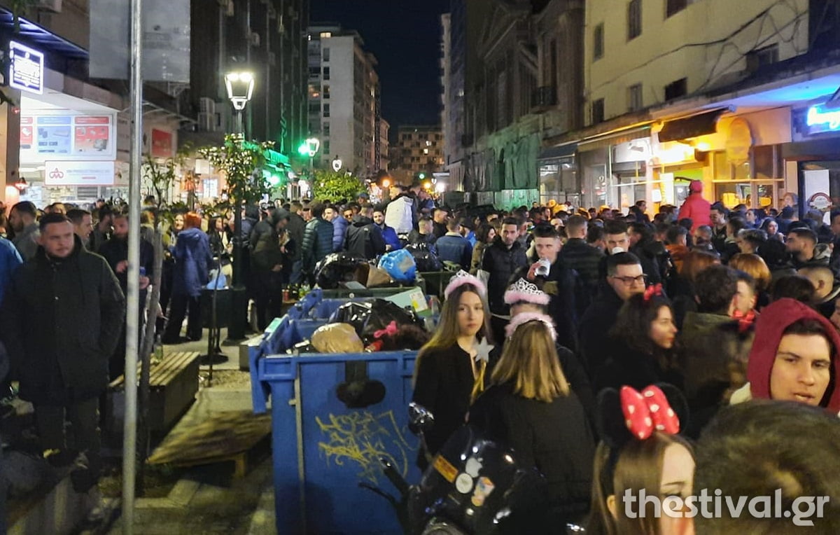 Τσικνοπέμπτη στη Θεσσαλονίκη: Δεν πέφτει καρφίτσα στη Βασιλέως ...