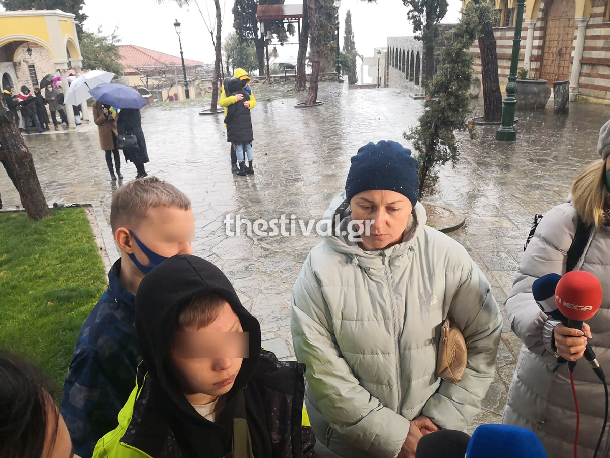 Συγκλονίζει η μαρτυρία μητέρας από την Ουκρανία που έφτασε στη ...