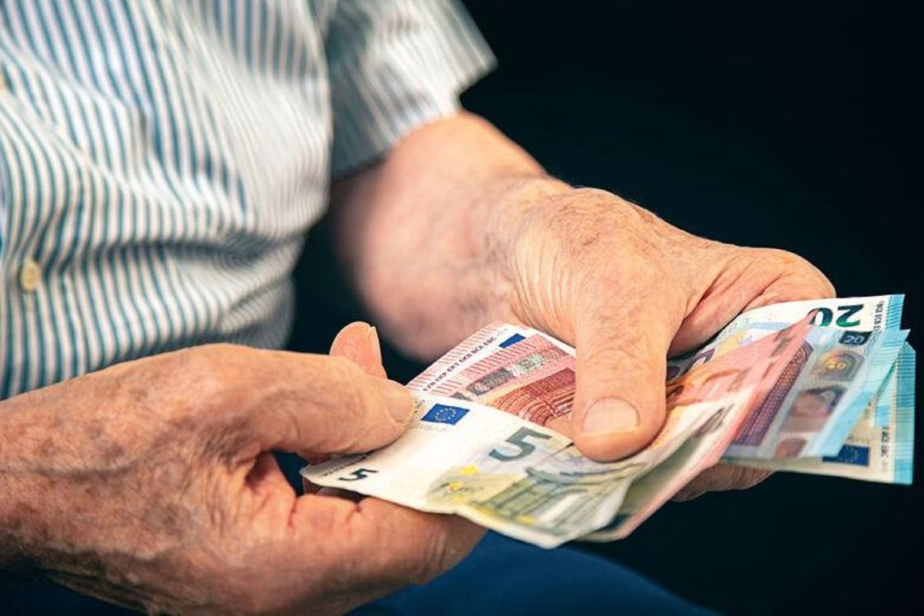 ΕΦΚΑ: Πότε θα καταβληθούν οι κύριες και επικουρικές συντάξεις του ...