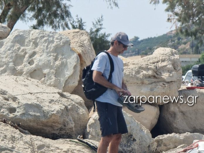 Κυριάκος Μητσοτάκης: Εικόνες από τη μίνι κρουαζιέρα στα Χανιά με μέλη ...