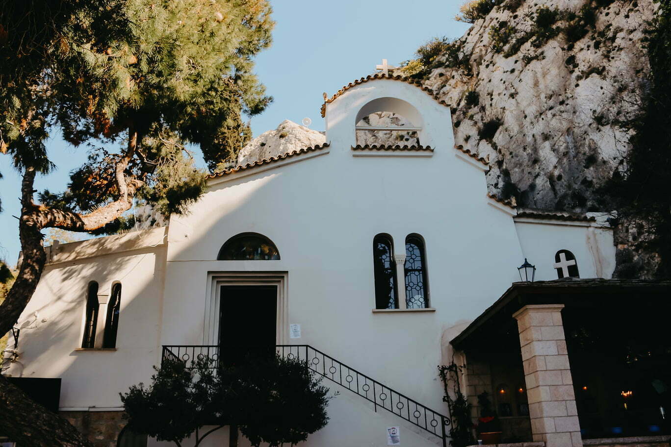 Άγιοι Ισίδωροι Λυκαβηττού: Κόλαφος το πόρισμα της Αρχιεπισκοπής Αθηνών ...