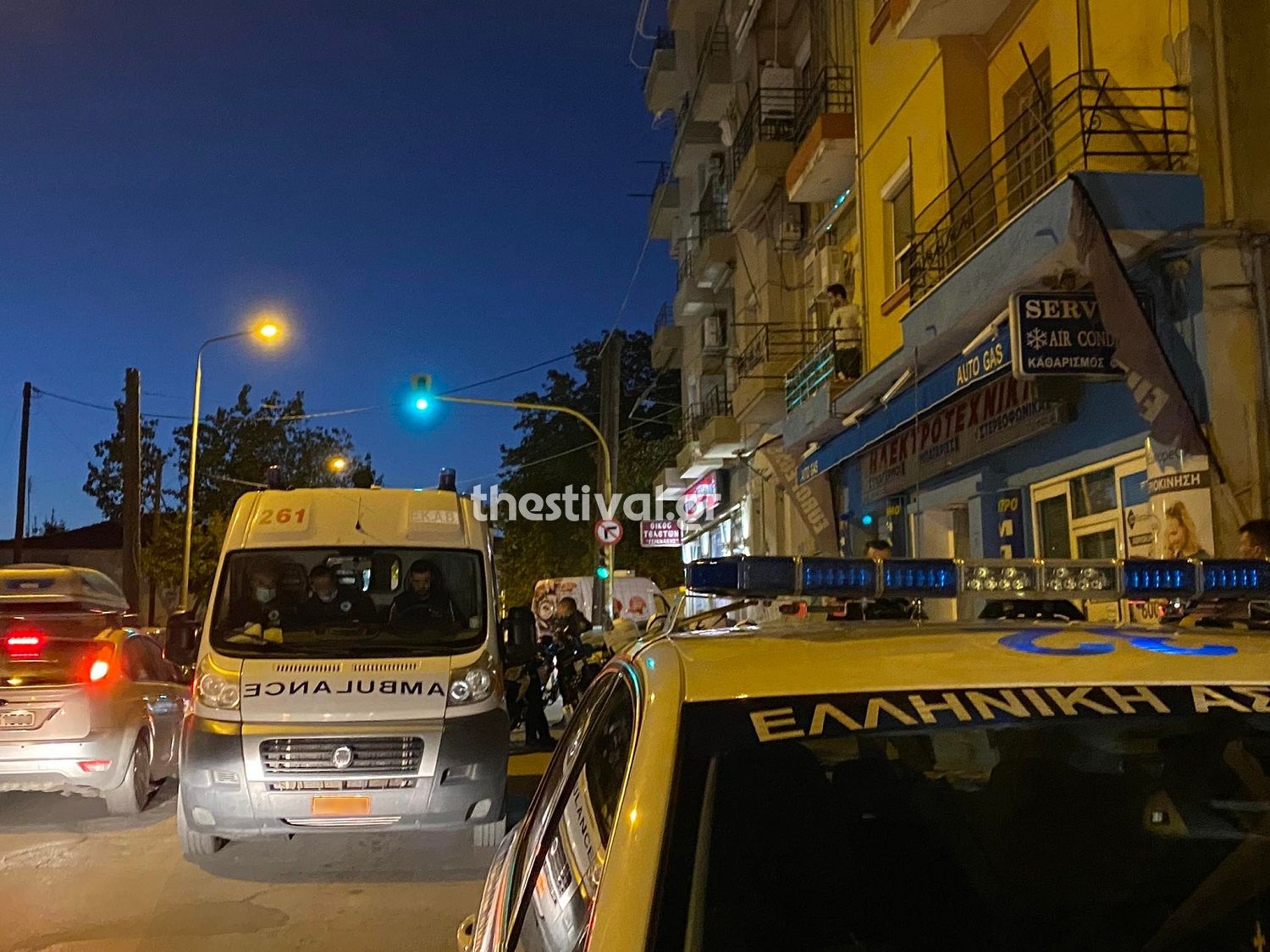 ΠΡΙΝ ΛΙΓΟ στη Θεσσαλονίκη: Νεκρός άνδρας που έπεσε από τον τέταρτο όροφο