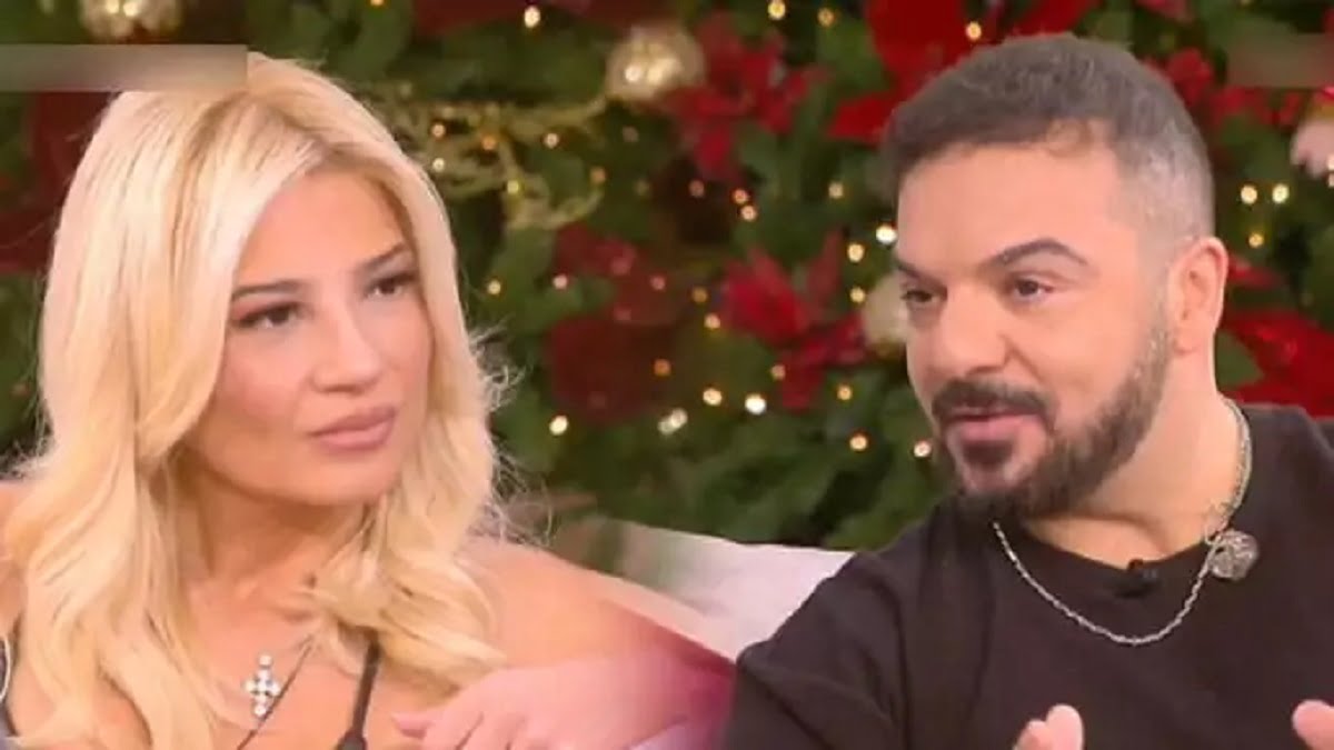 Τριαντάφυλλος: Η on air ατάκα στη Φαίη Σκορδά και η αντίδρασή της ...