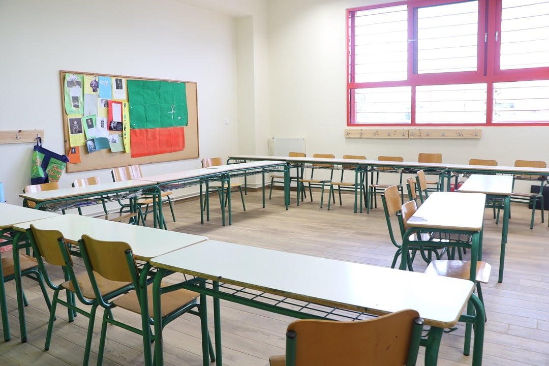 Το 5ο Δημοτικό Σχολείο Περαίας εγκαινίασε ο Απ. Τζιτζικώστας (φωτο)