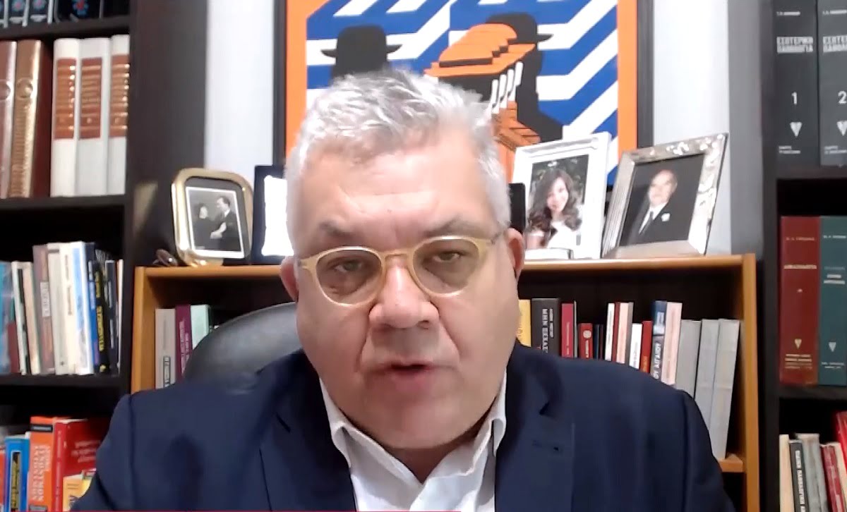 Παπαϊωάννου: "Αηδιαστικό γεγονός από μία μειοψηφία" δηλώνει ο πρύτανης ...
