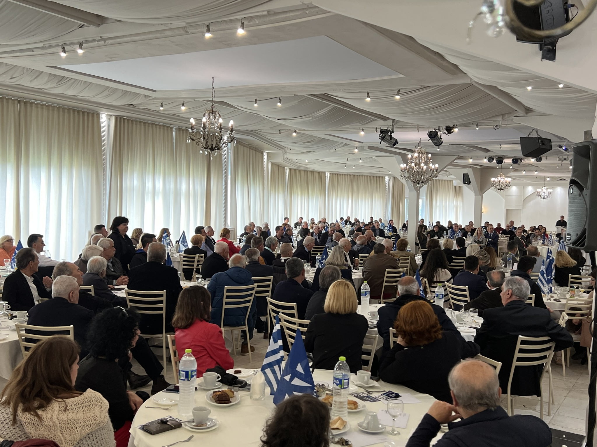 Θ. Καράογλου: Πλήθος κόσμου στην ομιλία του στο Ωραιόκαστρο (φωτο)