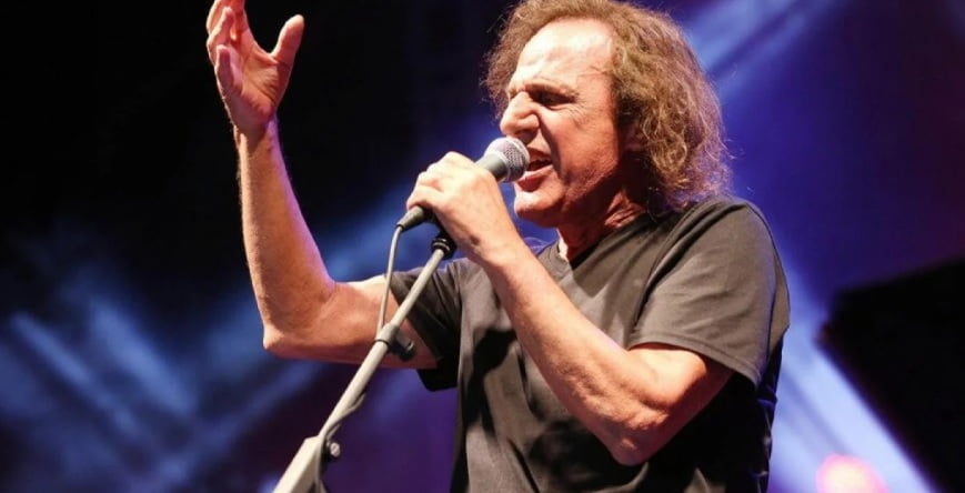 Ξαφνική αλλαγή χώρου για τη μεγάλη συναυλία του Βασίλη Παπακωνσταντίνου ...