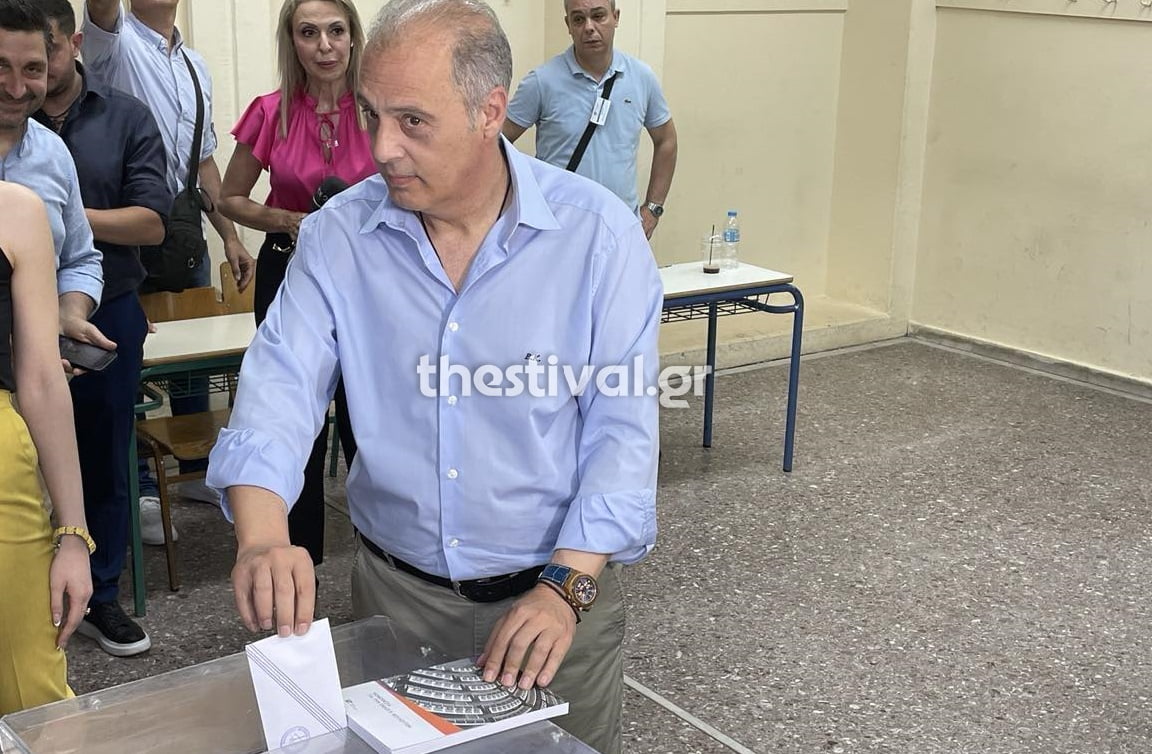 Θεσσαλονίκη: Στο Κορδελιό ψήφισε ο Κυριάκος Βελόπουλος - "Οι Έλληνες να ...