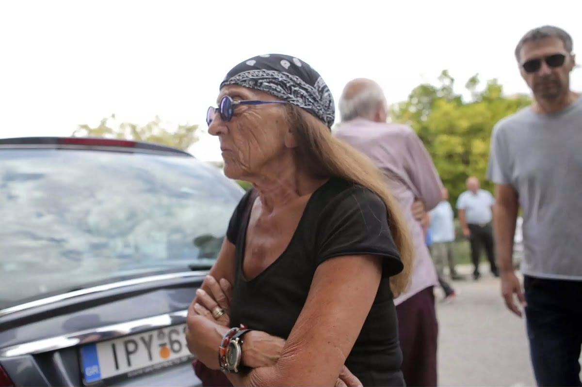 Έφυγε από τη ζωή η θρυλική τραγουδίστρια με τη φυσαρμόνικα, Γιώτα Γιάννα
