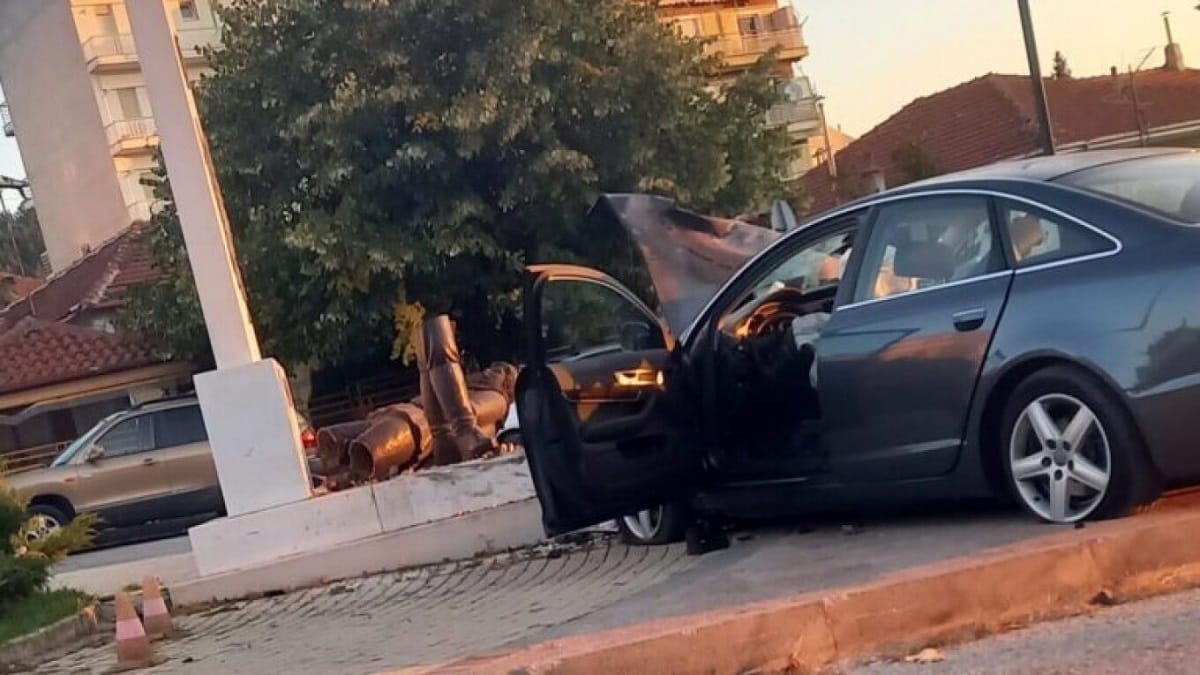 Φλώρινα: Αυτοκίνητο έπεσε πάνω σε άγαλμα – Νεκροί 80χρονος και 25χρονος ...