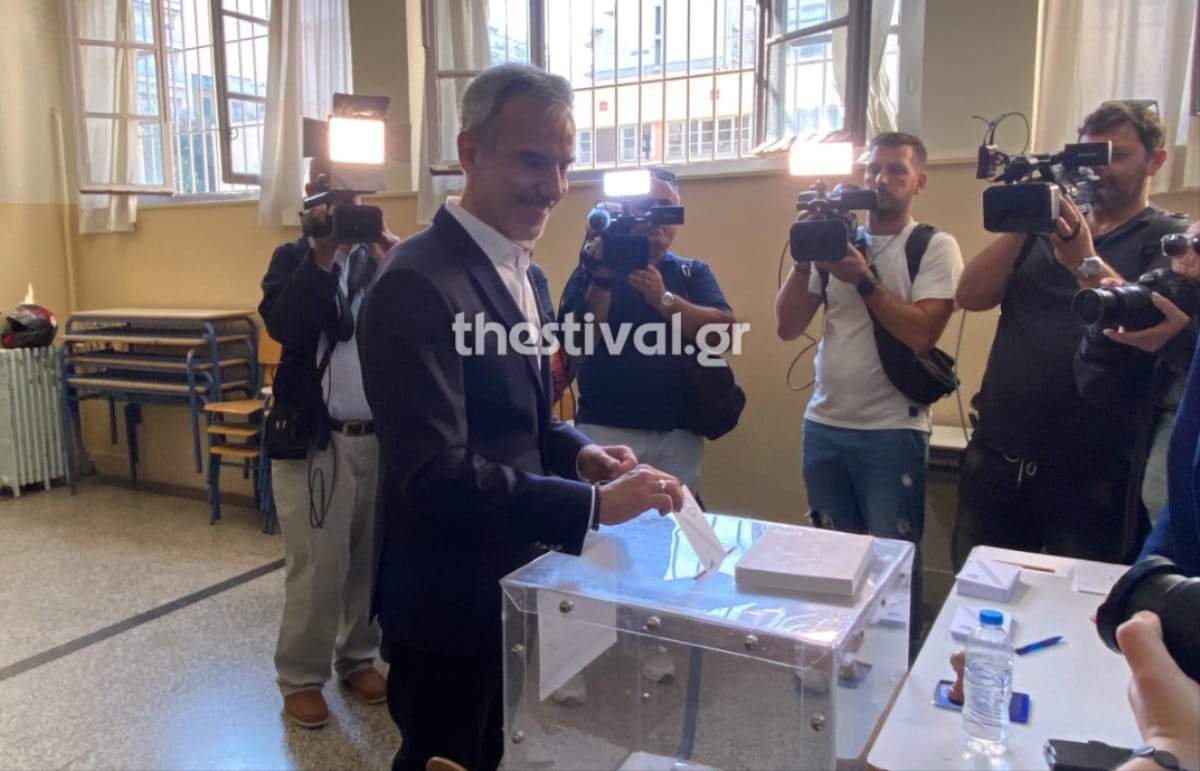 Ψήφισε ο Κωνσταντίνος Ζέρβας - "Ζητώ την ανανέωση της εμπιστοσύνης ...