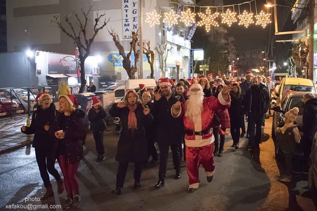 "Santa Walk" στον δήμο Αμπελοκήπων - Μενεμένης - Με Άη Βασίληδες θα ...