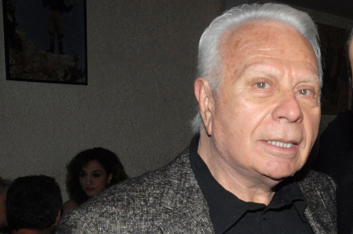 Έφυγε από τη ζωή ο γνωστός σχεδιαστής μόδας Φιλήμονας