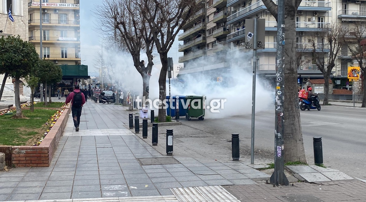 Νέα γύρος επεισοδίων στο κέντρο της Θεσσαλονίκης - Μολότοφ και χημικά ...