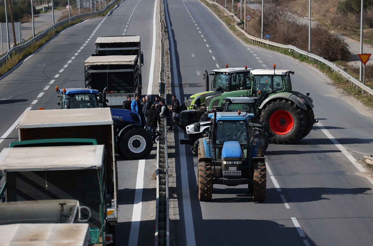 Αυτά είναι τα έκτακτα μέτρα της Τροχαίας για την κάθοδο των αγροτών με ...