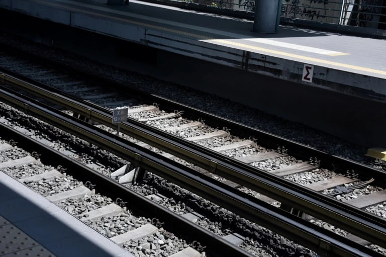 Υπ. Υποδομών και Μεταφορών: Αναβάθμιση της σιδηροδρομικής γραμμής ...