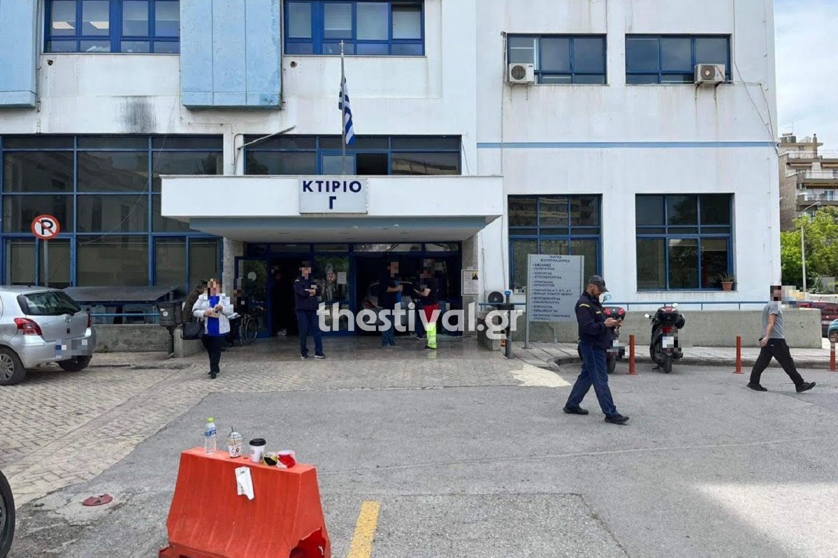 Απίστευτο περιστατικό στη Θεσσαλονίκη: ΙΧ κατέληξε μέσα σε κτήριο του ...