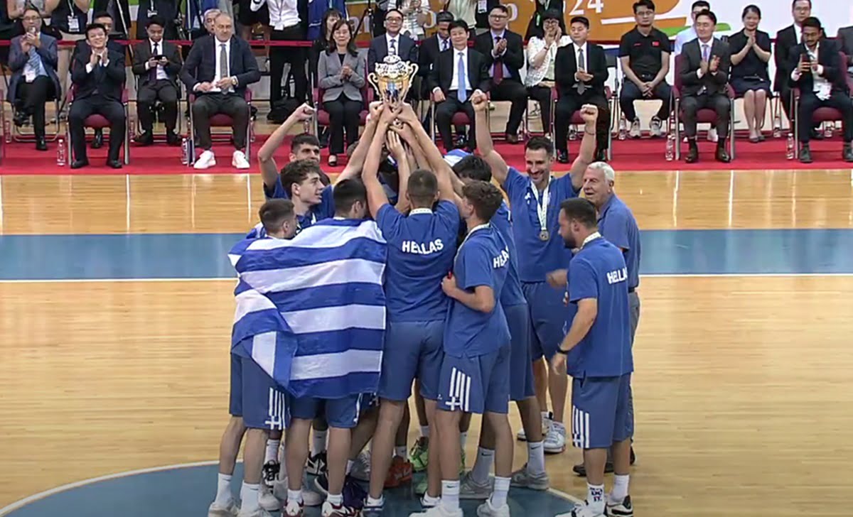 Παγκόσμιοι πρωταθλητές μπάσκετ οι μαθητές του Ελληνικού Κολλεγίου ...