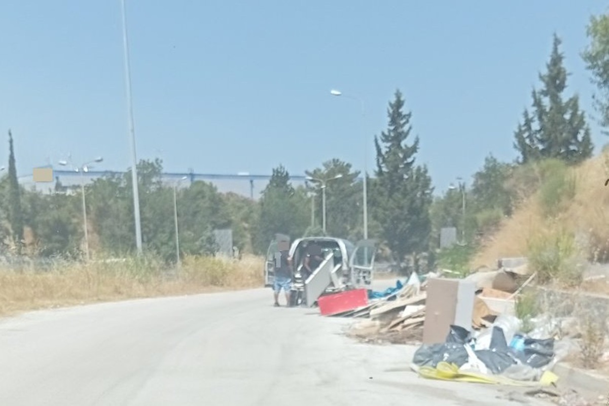 Θεσσαλονίκη: Τους τσάκωσαν την ώρα που πετούσαν παράνομα μπάζα ...