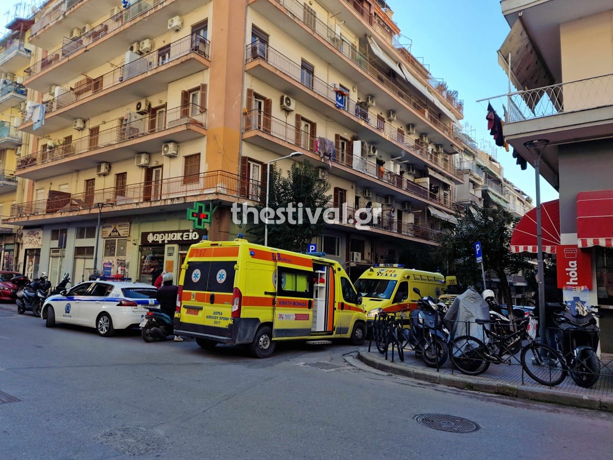 Θεσσαλονίκη: Γυναίκα έπεσε από μπαλκόνι στο κέντρο και τραυματίστηκε ...