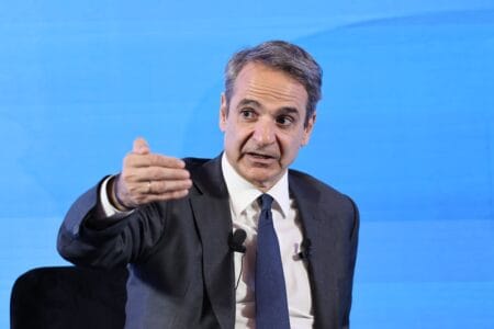 Μητσοτάκης: Η Ελλάδα αντιμετωπίζεται πλέον ως μια χώρα με σοβαρές ...