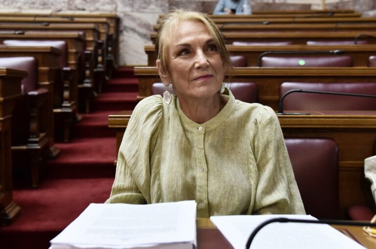 Φωτεινή Πιπιλή για Νάσο Αθανασίου: Μια τυχαία συνάντηση μαζί του, μου ...